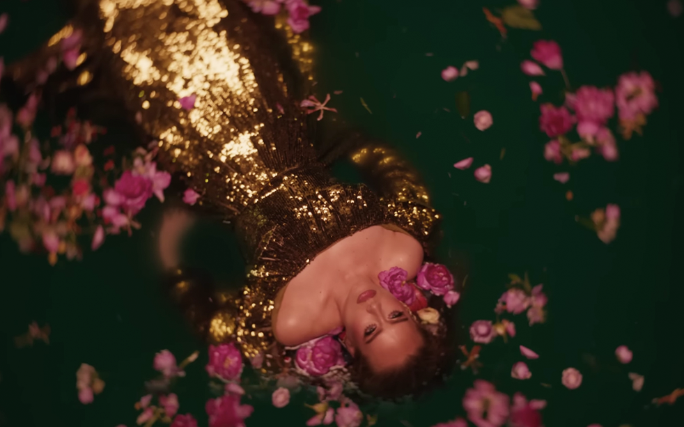 Adele reveló el video musical de "I Drink Wine" - Xplora Música